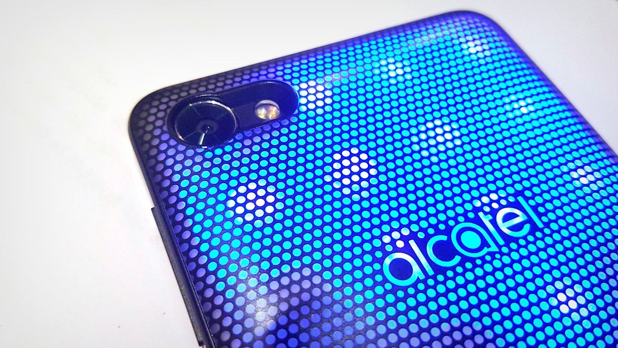 A la découverte du Alcatel A5 LED