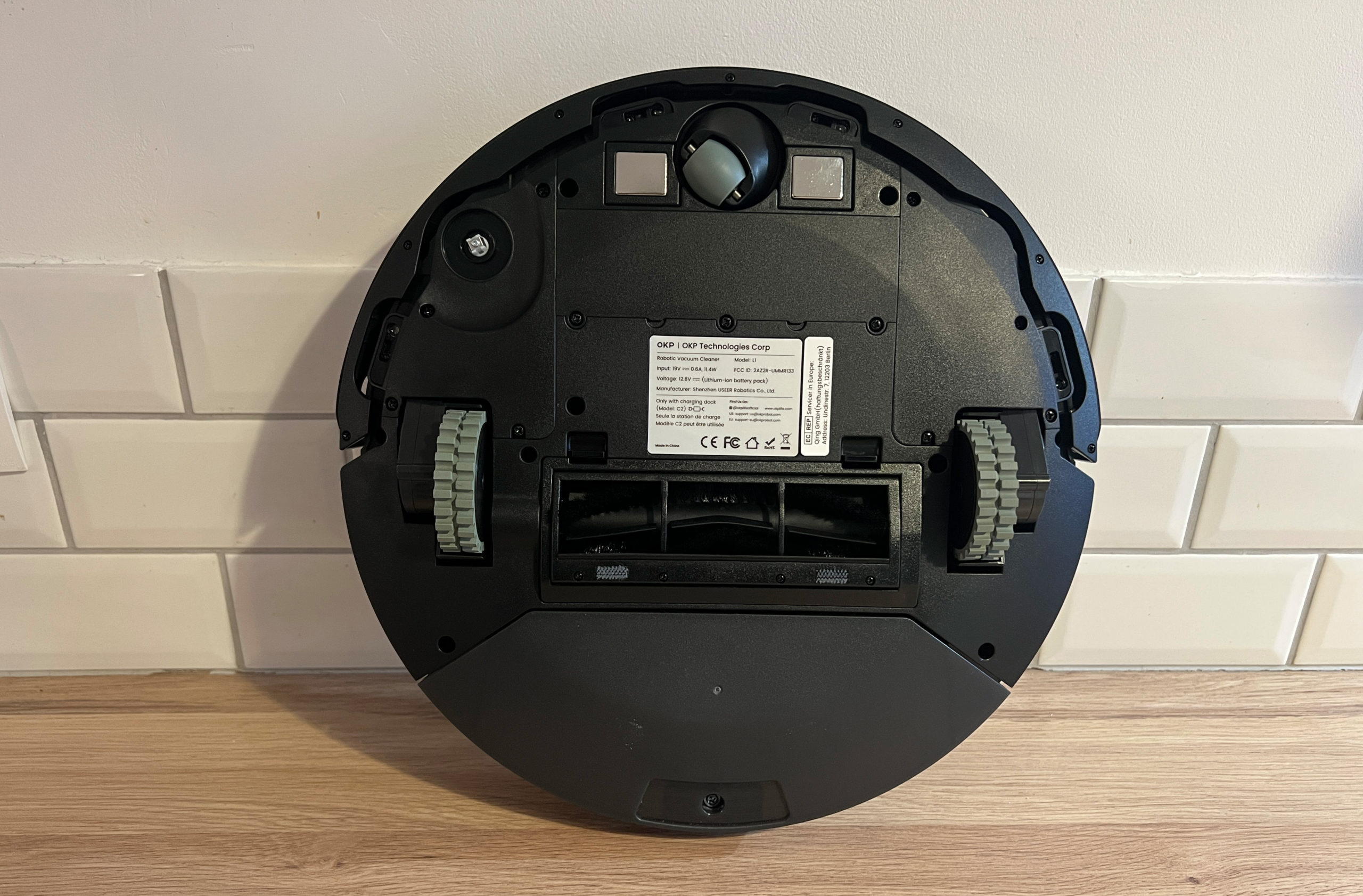 Test de l'aspirateur robot OKP L1 - High-tech