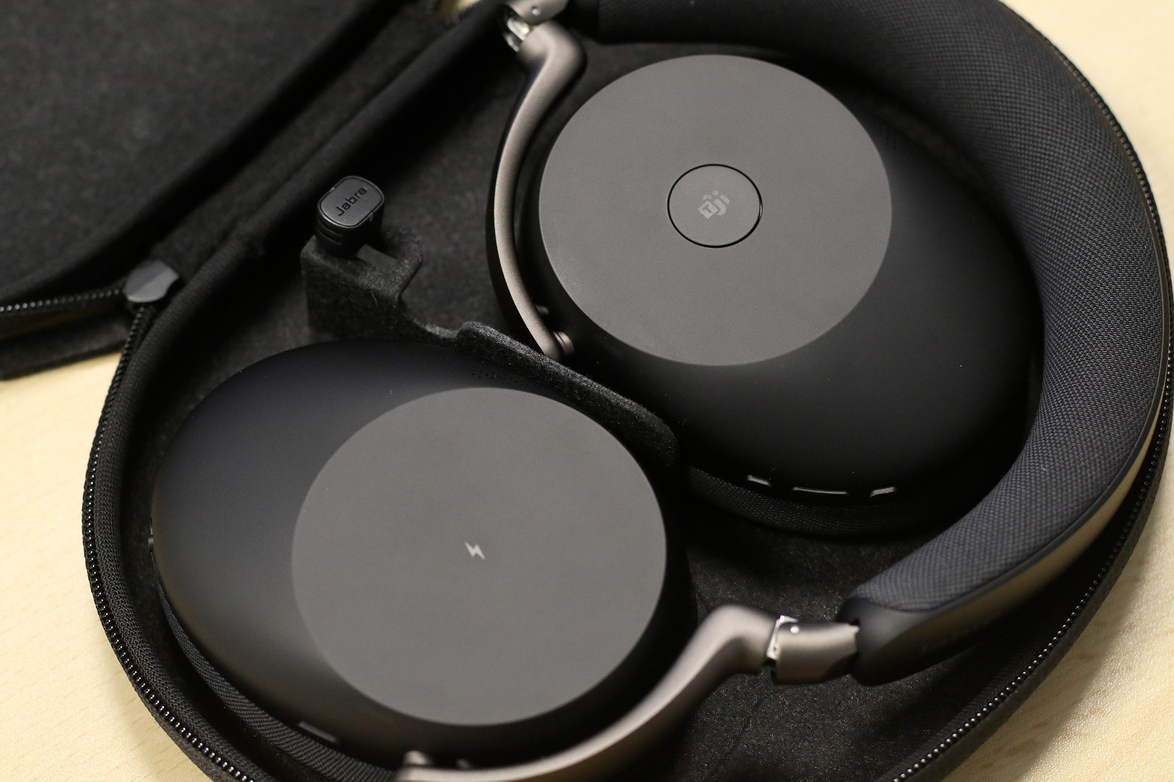 Test du Jabra Evolve3 85 : un casque pro redoutable… qui excelle aussi ...